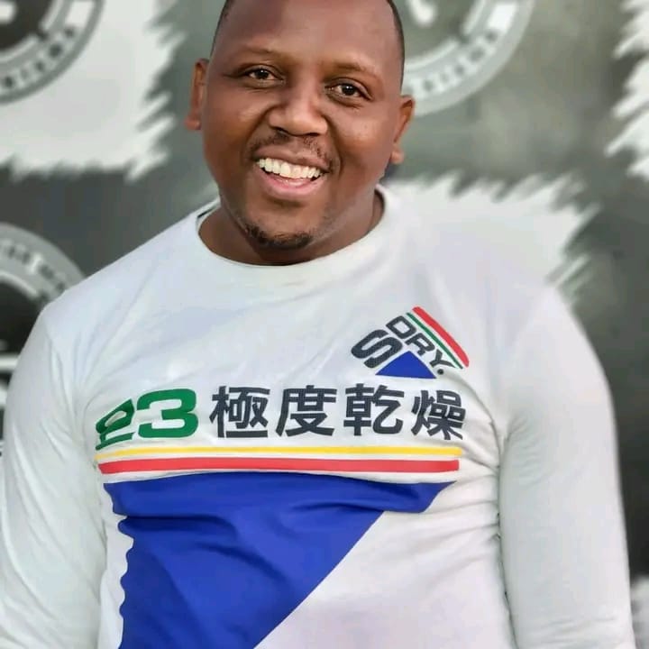 Lekgarebe le tsholotse kgetsi ya go teketa kgatlhanong le Poloko ...
