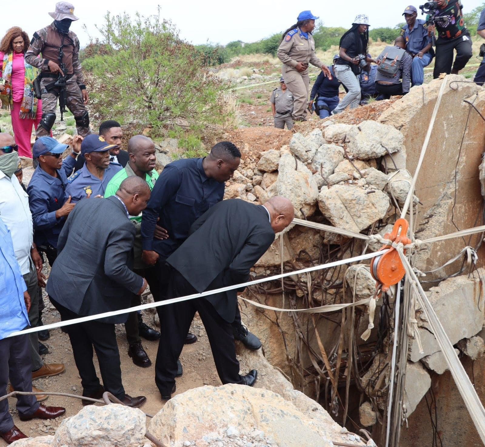 Seven bodies retrieved from Stilfontein mine shaft | The Guardian