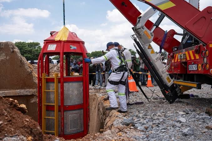 Govt spent R3.5m to rescue illegal miners in disused Stilfontein mine ...
