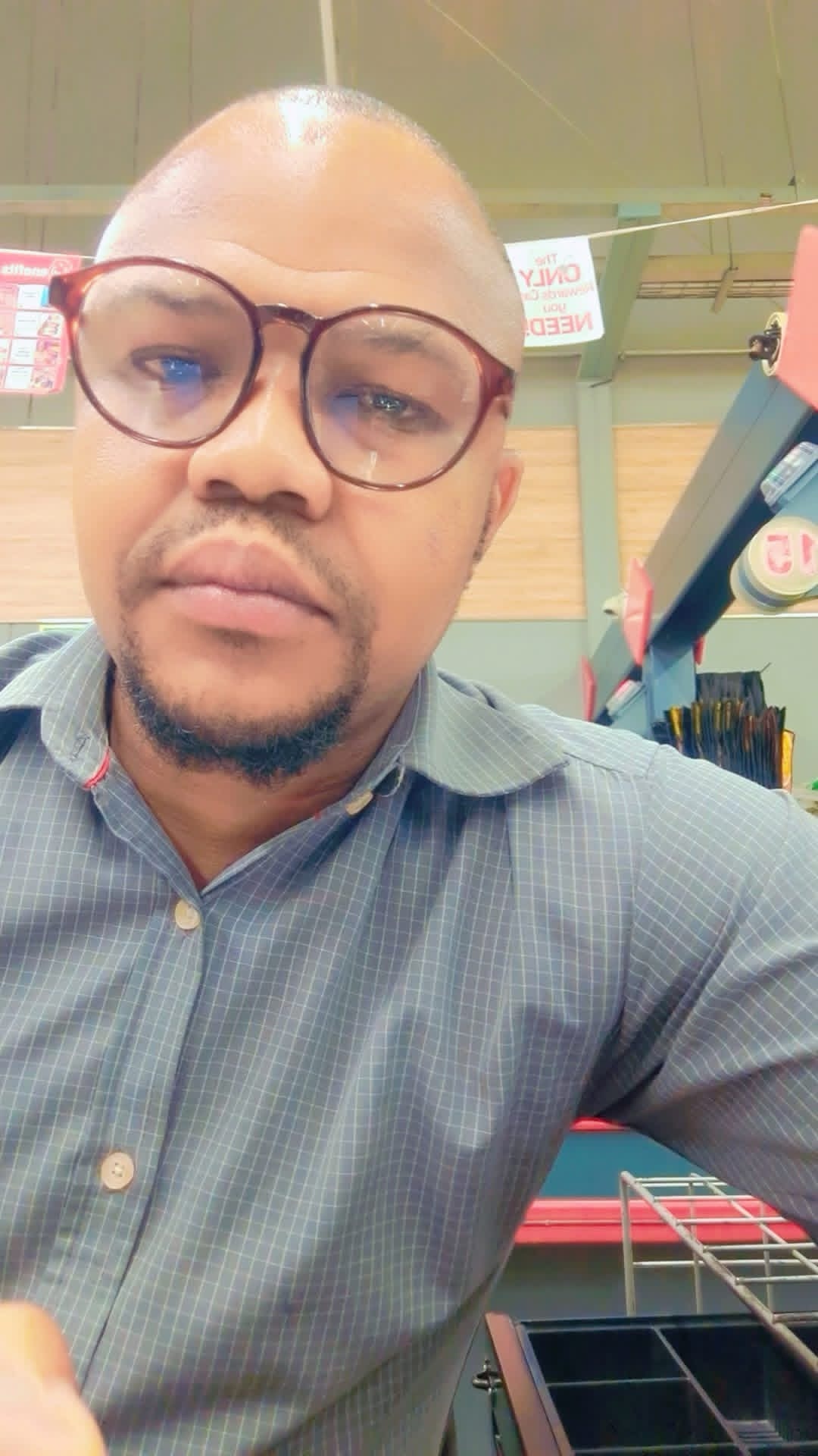 Kgetsi ya petelelo kgatlhanong le motsamaisi wa kwa Boxer Liquor Store ...