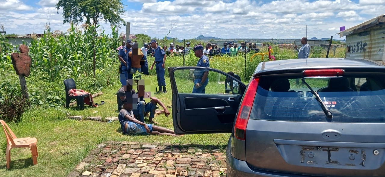 Three Mozambicans nabbed for possession of hijacked vehicle and ...